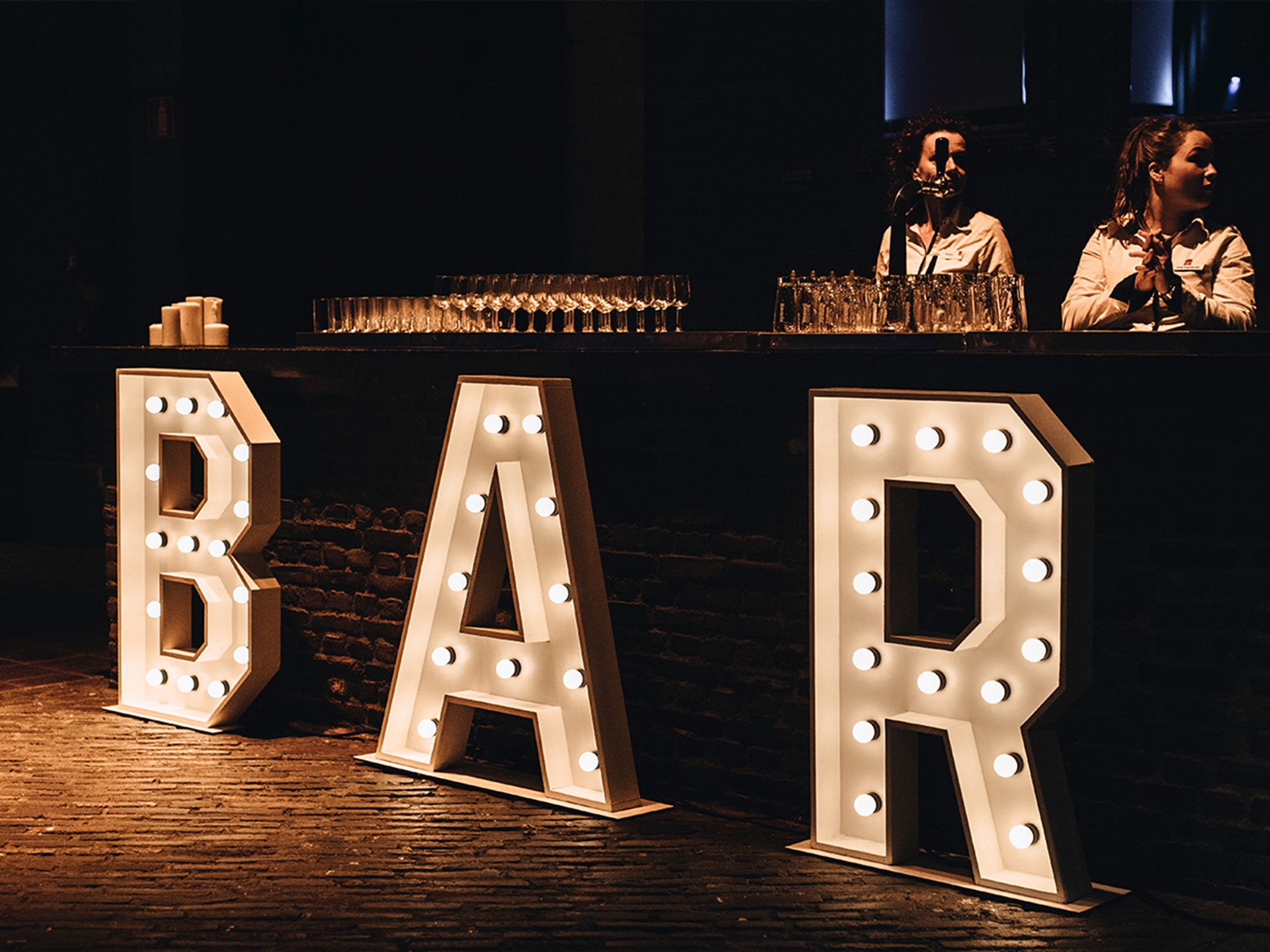 Toffe Lichtletters Huren - Mooie Grote verlichte letters. | Marquee ...